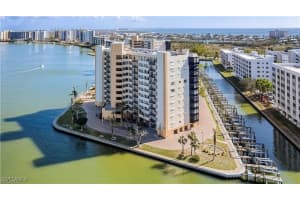 Harbour Pointe Condos For Sale in Fort Myers Beach