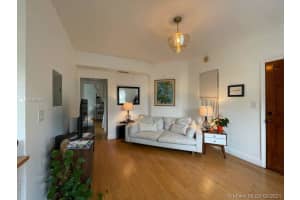 Pine Tree Place Condos For Sale - Miami Beach Real Estate