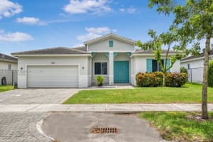 Tropical Villas Homes For Sale - Homestead Real Estate