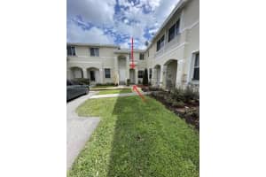Sierra Ridge Townhouses For Sale - Miami Real Estate