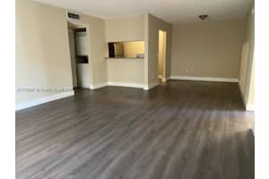 Sold Homes in Lago Del Rey in Miami