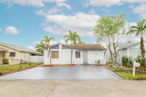 Lake Arbor Village Homes For Sale in Miami Gardens