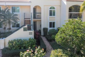 Pond Apple Village In Harbour Ridge Yacht And Country Club Palm City ...